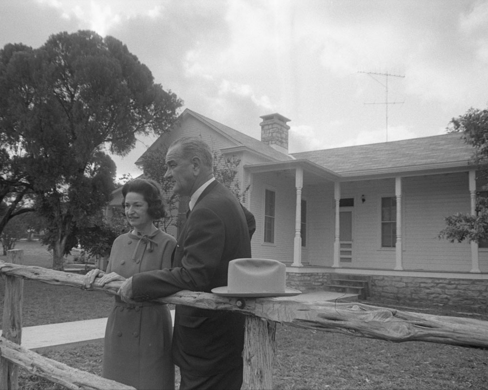 Thanksgiving with Mid-Century Modern First Ladies: Lady Bird Johnson ...